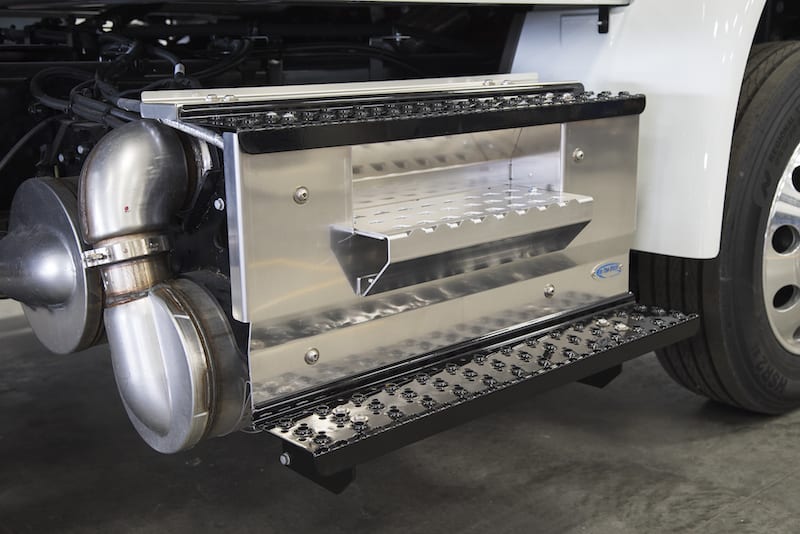 Integrated Truck Steps for International 4300 Models – Tow Times Magazine