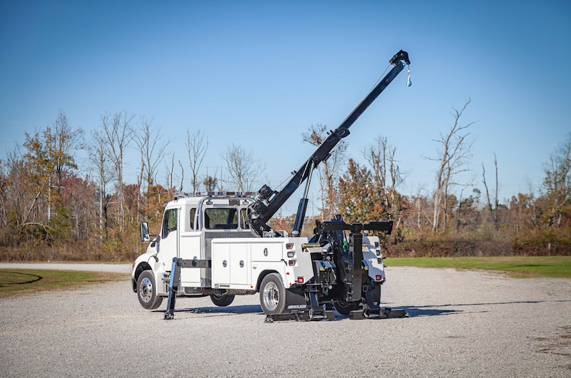 Miller Industries Resurrects the Holmes® 600R 16-Ton Medium-Duty ...